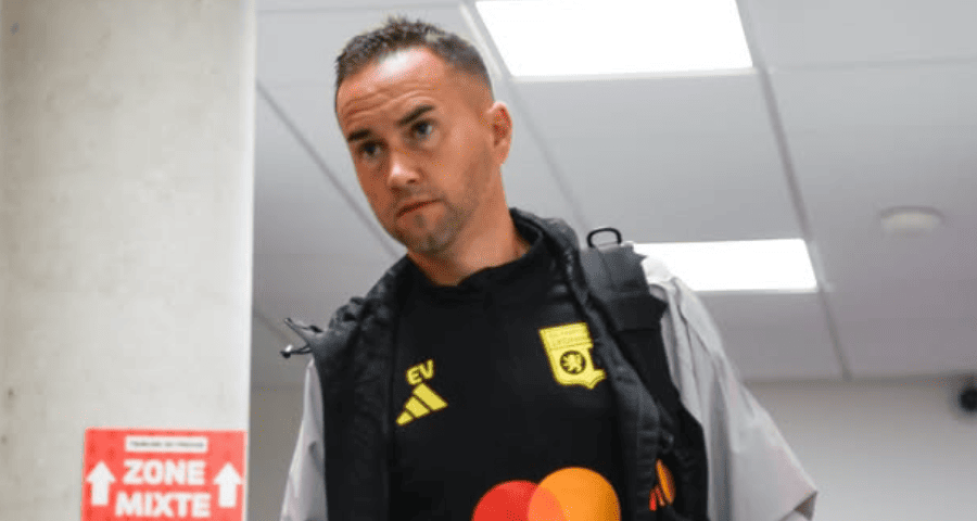 Entering the house look around watch online probably will